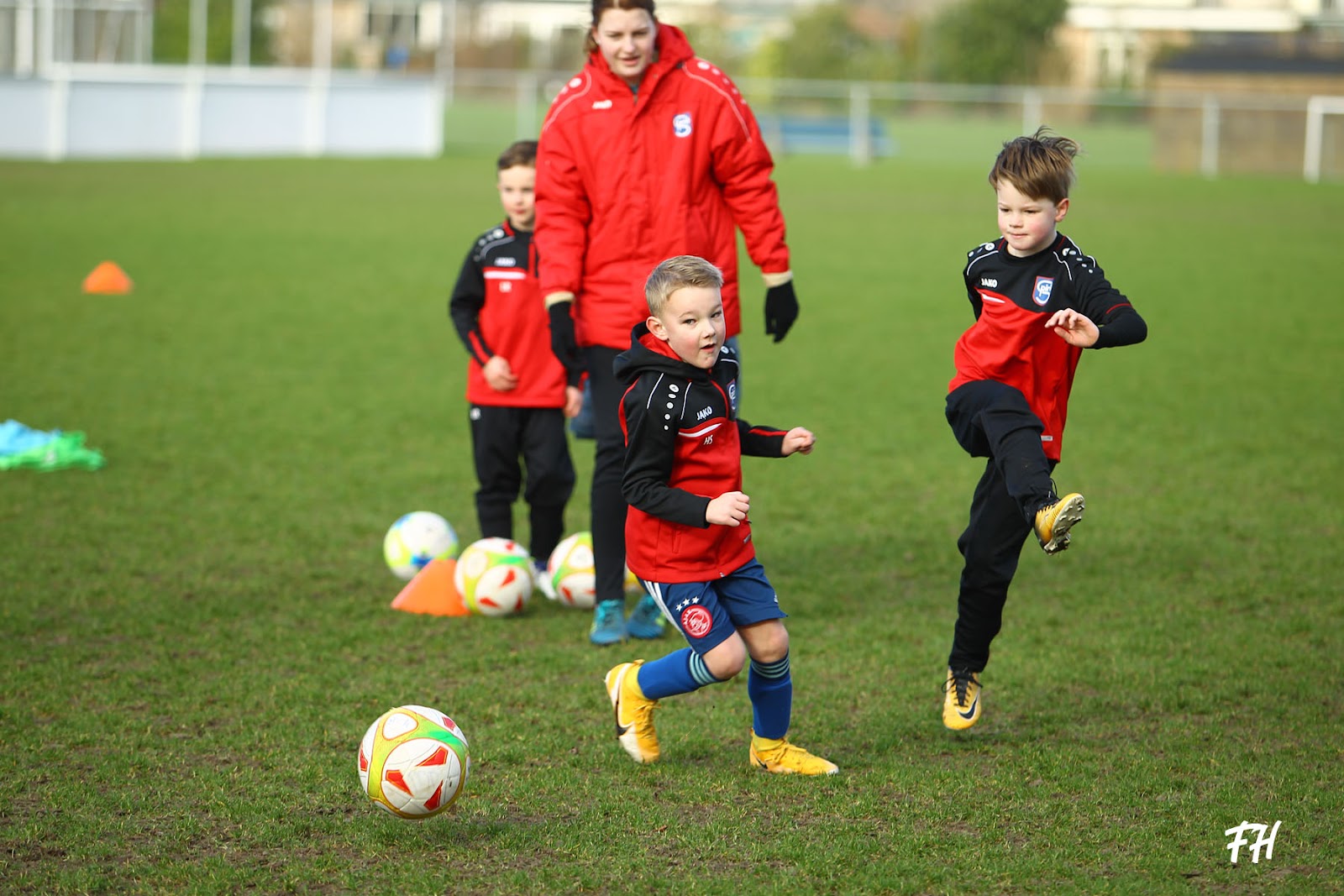 We trainen het verbeteren van het drukzetten! - SC Spirit '30